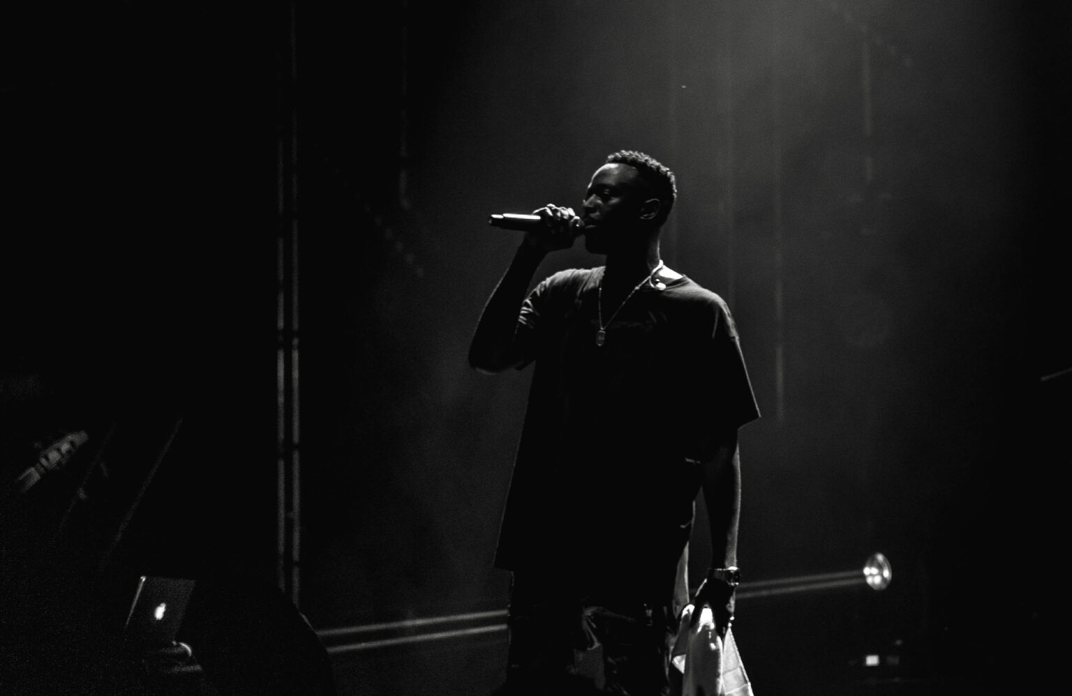 The 5 Best Microphones For Rap Vocals in 2023 | Tellingbeatzz